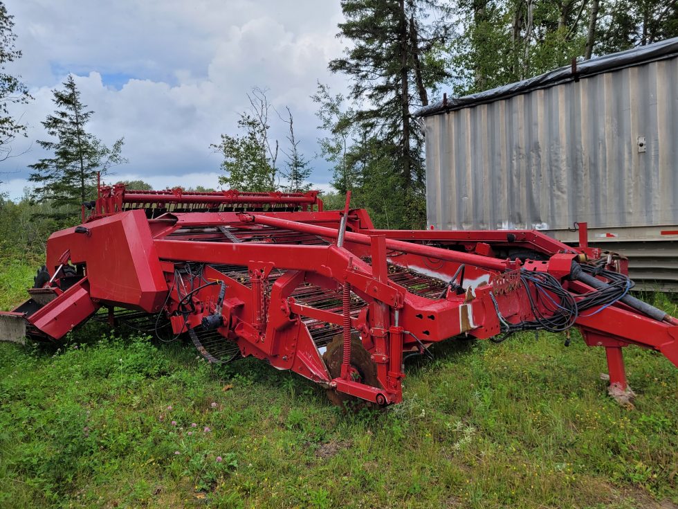 Spudnik 6140 windrower 4 rows (1995) | Équipement Capital